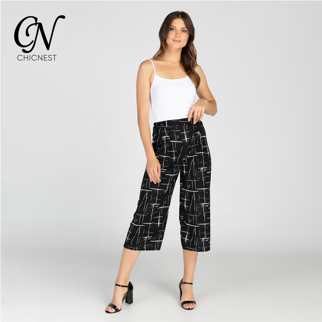 Comfy Elasticated Waist Tokong Linear Pattern Square Pants for Women ...