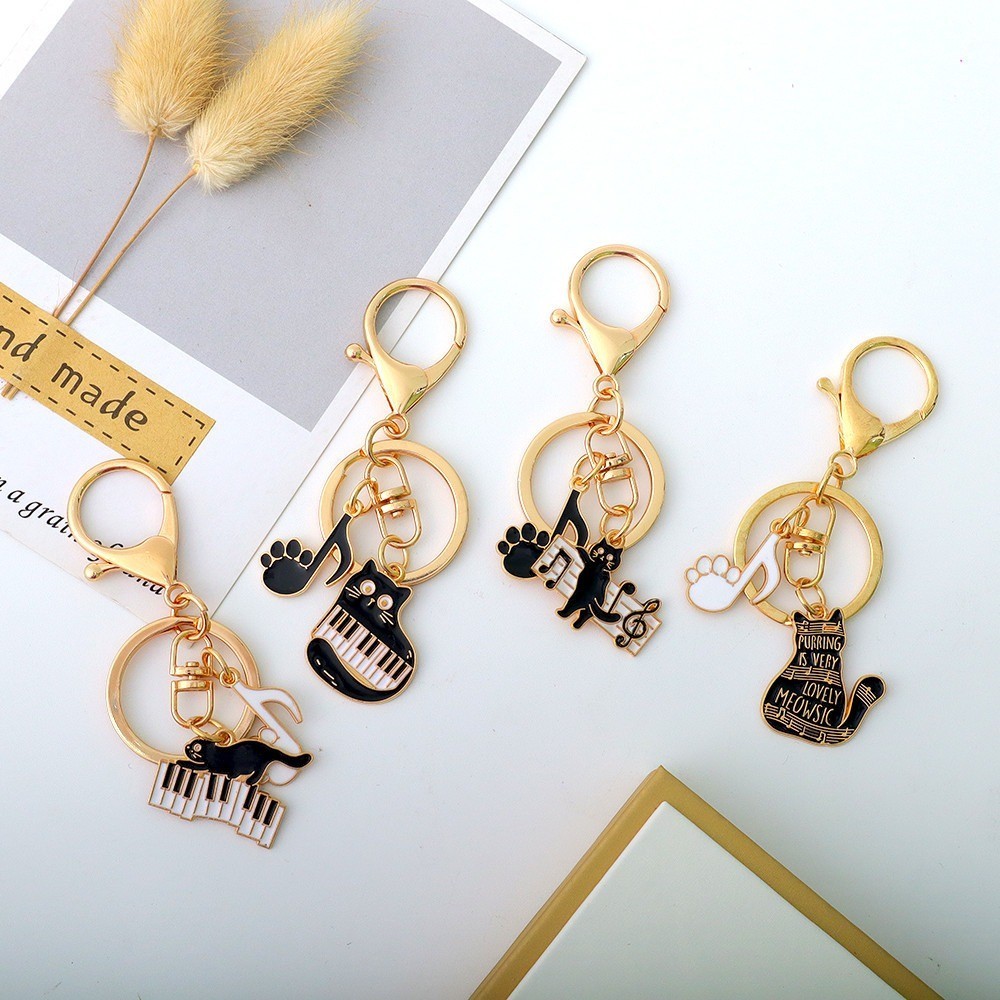 Cute Cartoon Play Piano Key Ring Lovel Black White Kitten Key Holder ...