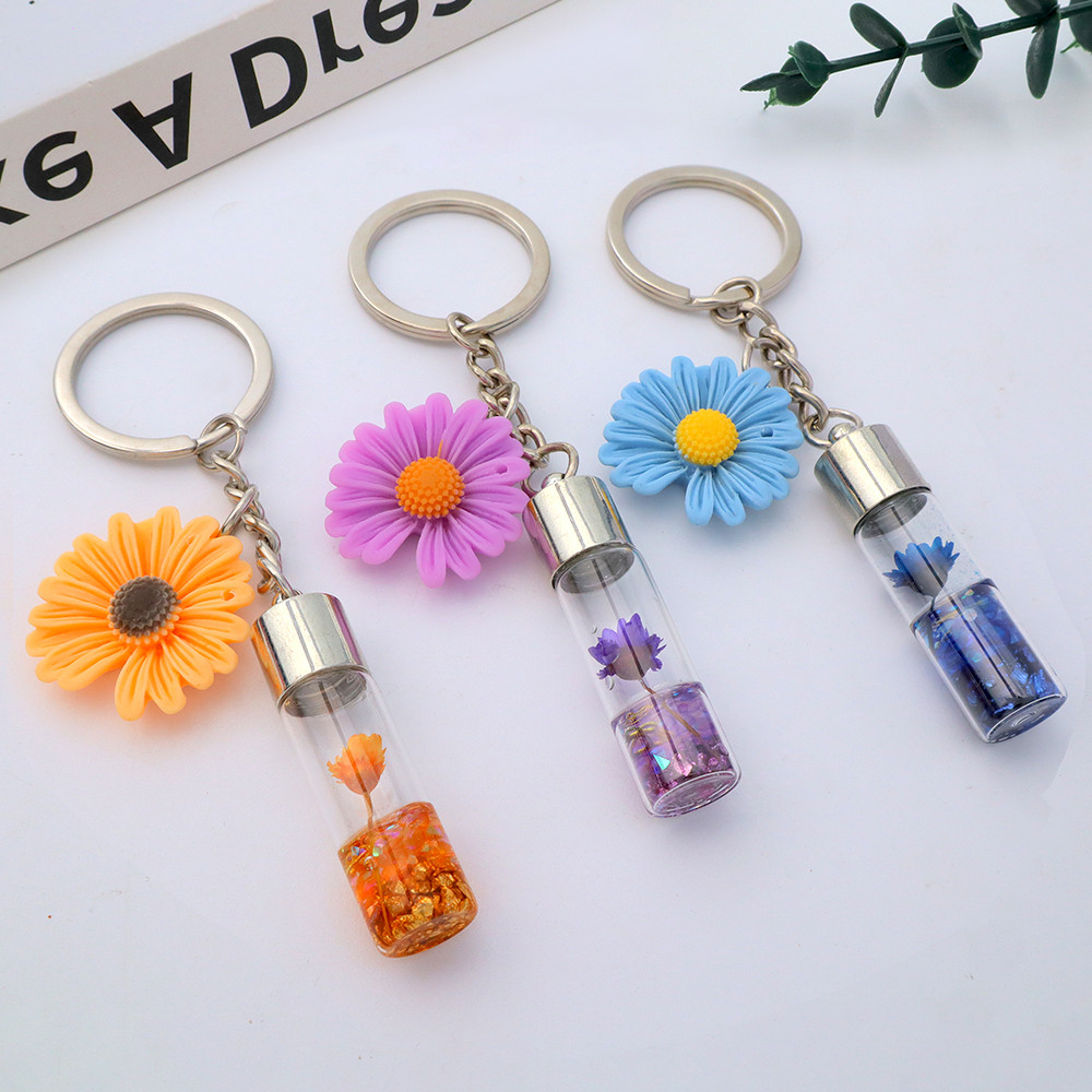 Creative Small Daisy Dried Flower Bottle Keychain Women Girls Handbag ...
