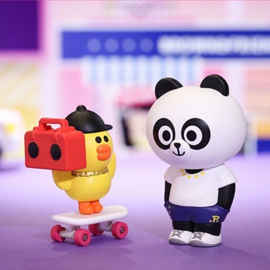 My Mystery Box POPMART POPMART LINE FRIENDS Street Mystery Box Brown ...