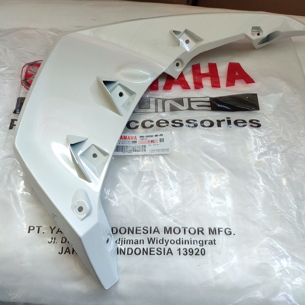 MIO M3 125 ORIGINAL LEFT OUTER WING FRONT PANEL COVER 2PH-F835U-00-P0 ...