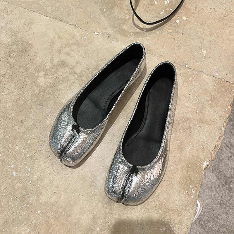 Silver Split Toe Lazy People One-Pedal Flat Pumps 2024 New Style Pig Hoof Split Toe Soft Mary ...