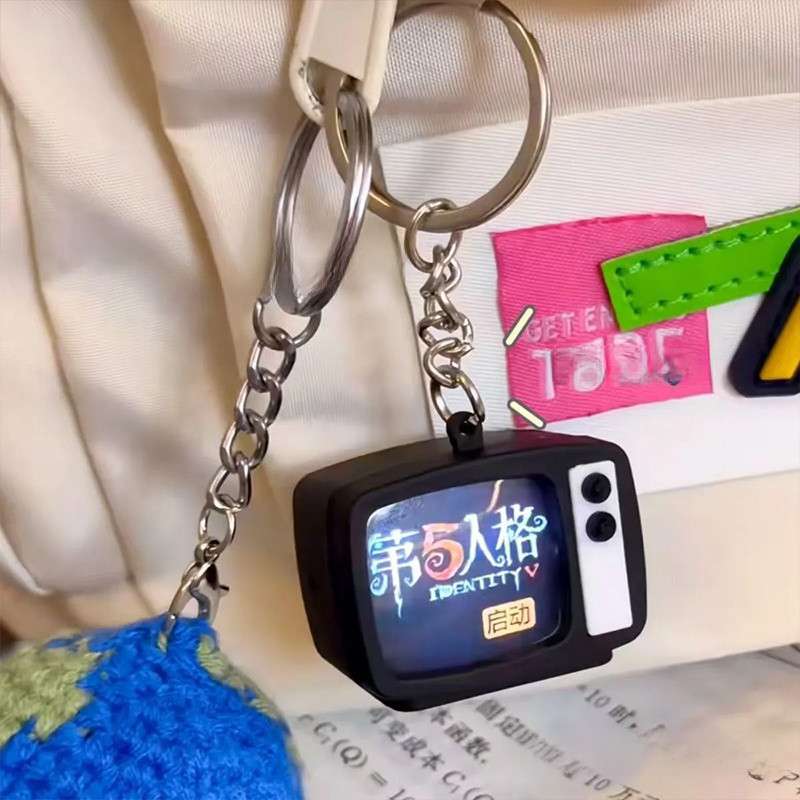 Horror Atmosphere TV Keychain Creative Mini Television Keyring ...
