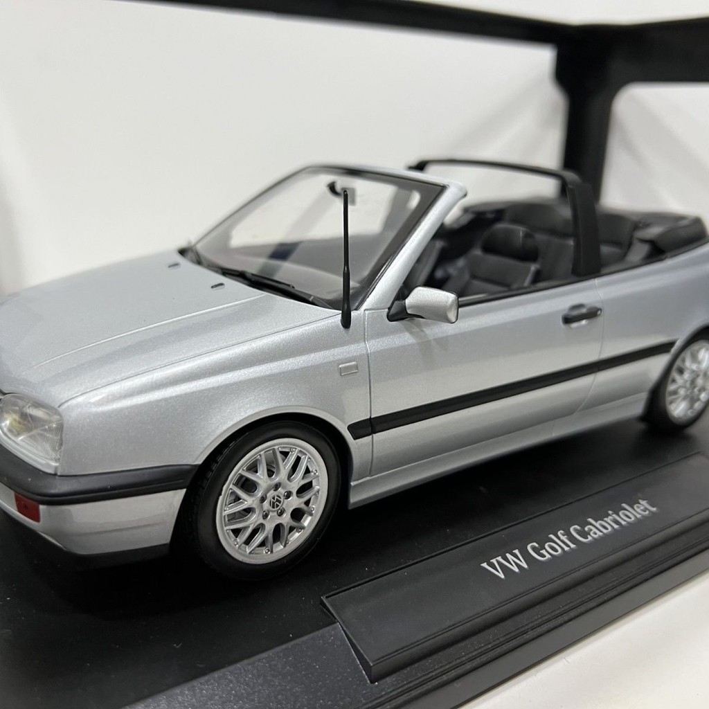 Available Norwell 1/18 Volkswagen 1995 Golf Convertible Version Candy ...