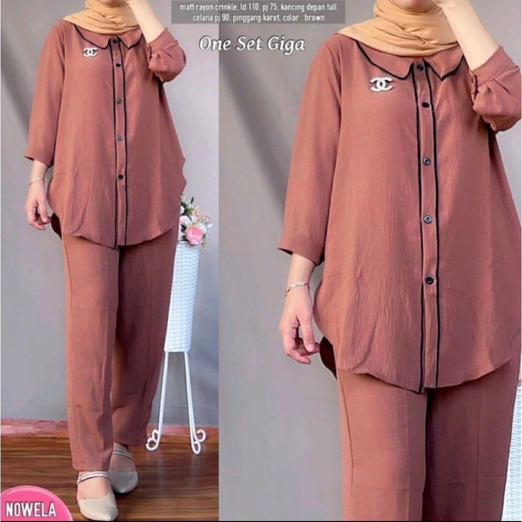 HITAM Viral black Giga list suit// Adult women's plain suit// One set ...