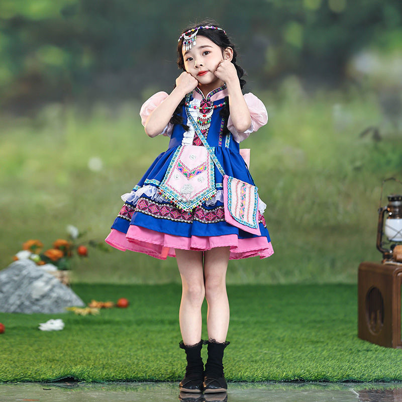 A ati ati costume for kids Guangxi March Three Children's Strong ...