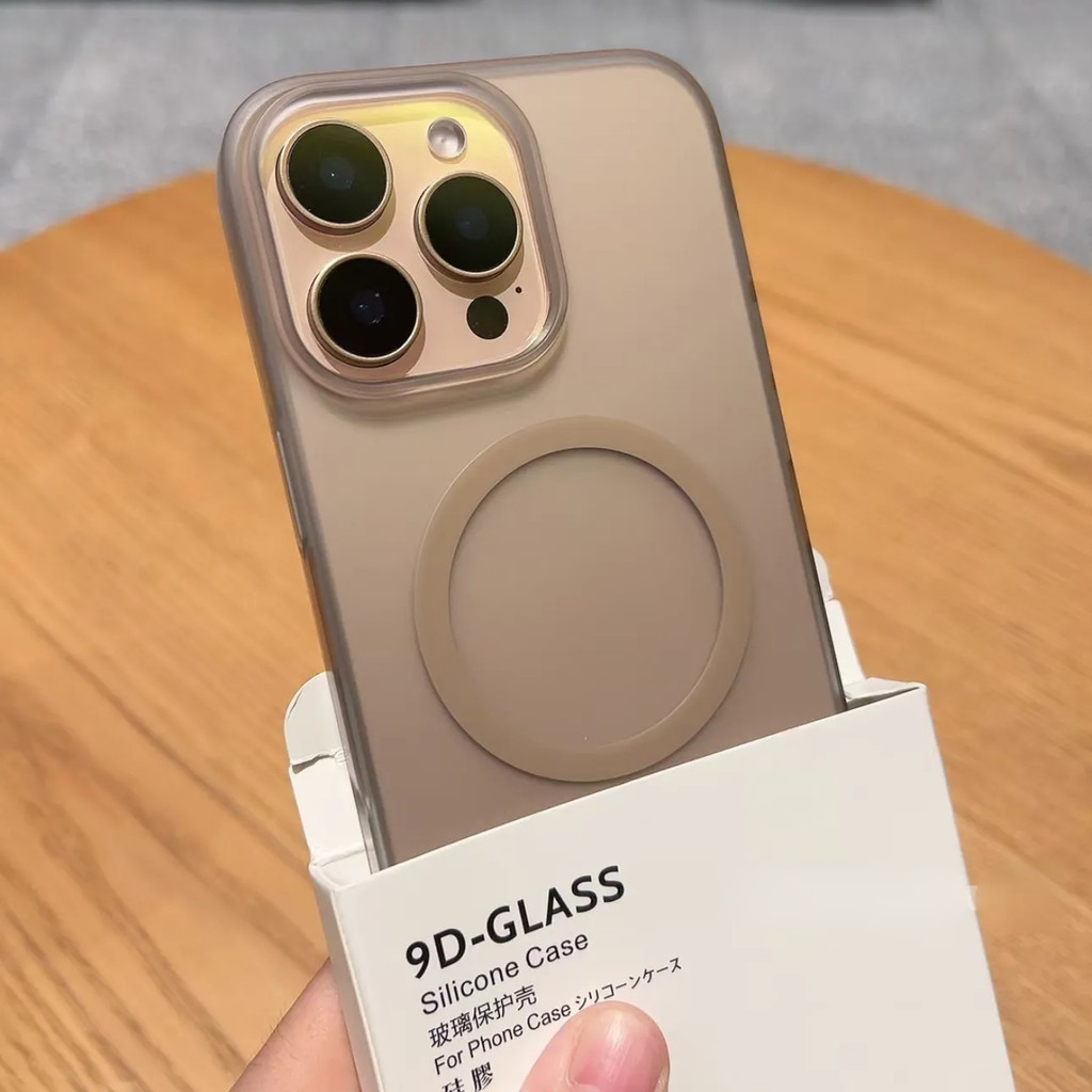 Desert Titanium Ultra Thin Semi Transparent Matte Magnetic Suction PC ...