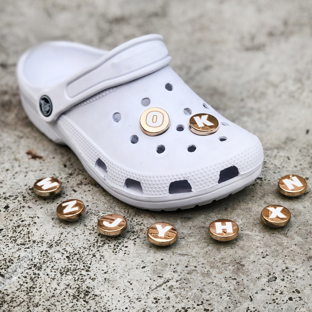 Gold lettersA-Z Jibbitz Charms Shoe Buckle Shoe Decor Clogs Pin jibbitz ...