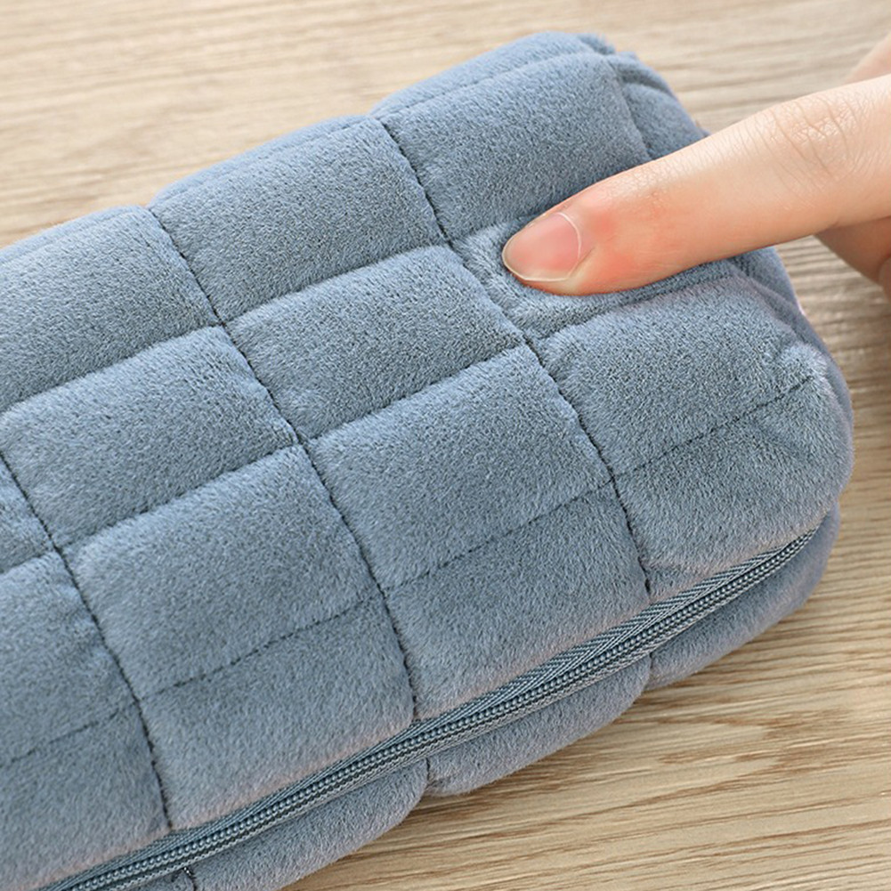 Pillow Shape Cosmetic Bag Cotton Quilted Makeup Organizer Bag Makeup ...