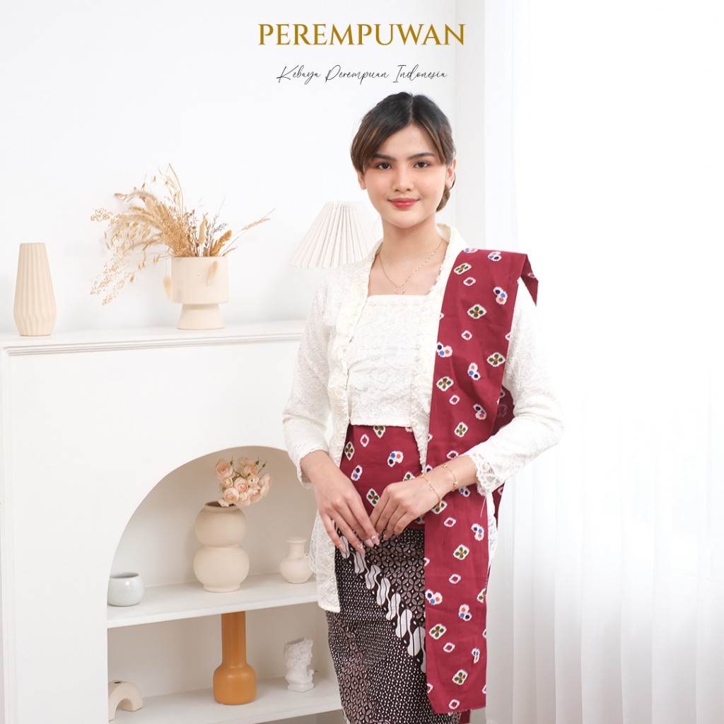 MERAH HITAM PUTIH Female Kebaya Kutu New Graduation Invitation ...
