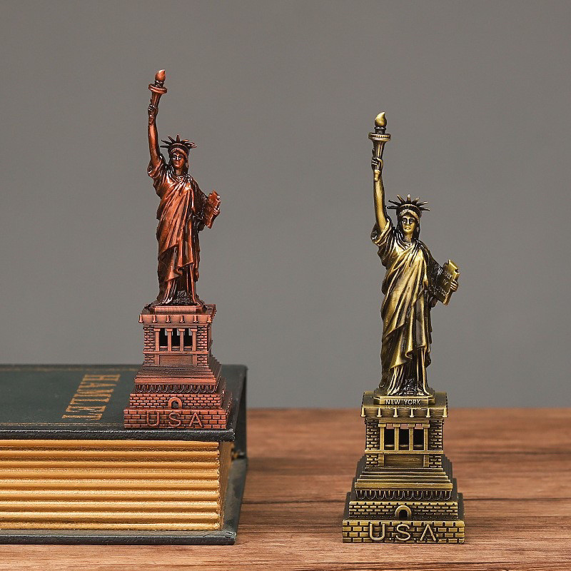 American Landmark Building Model Office Statue of Liberty Ornament ...