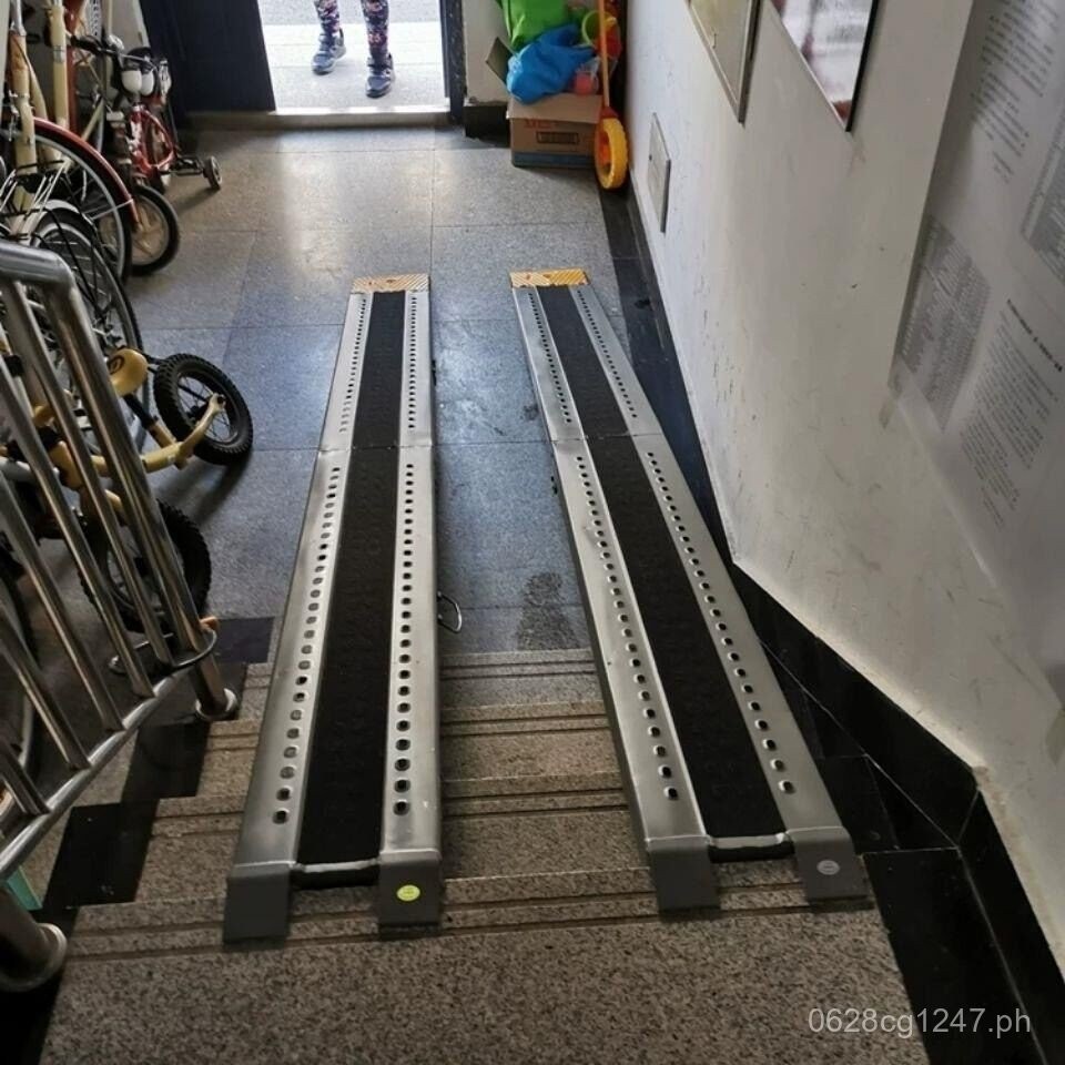 Non-Slip Bracket Electric Step Ramp Board Wheelchair Door Ramp ...