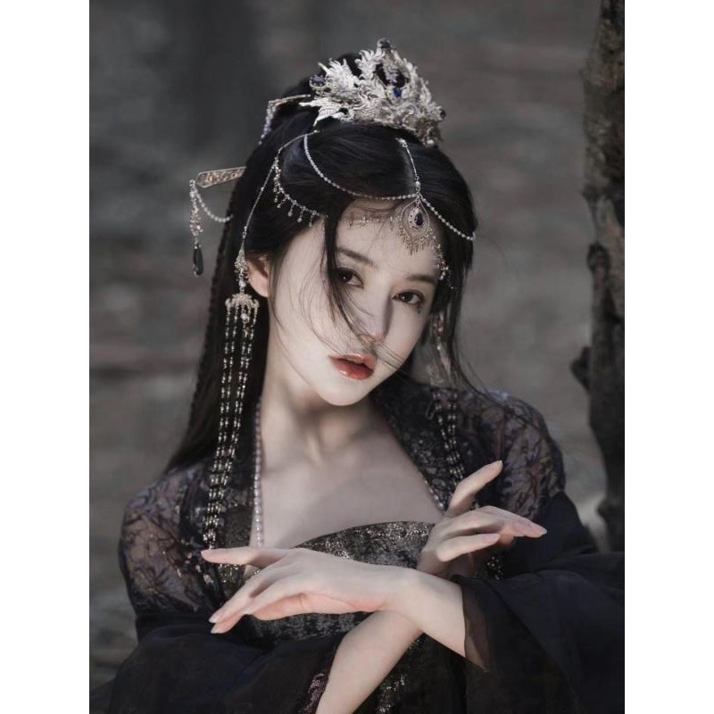 Exotic Ancient Hanfu Design Night Tassel Golden Crown Back Press Red ...