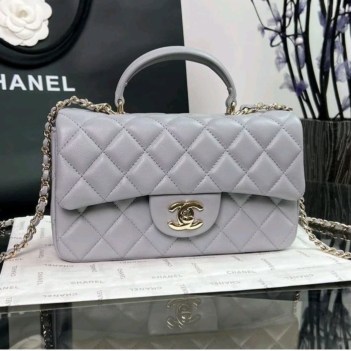 Ch 22b Mini C Flap Handle Diamond Shape Authentic grade Pink 20cm Top ...