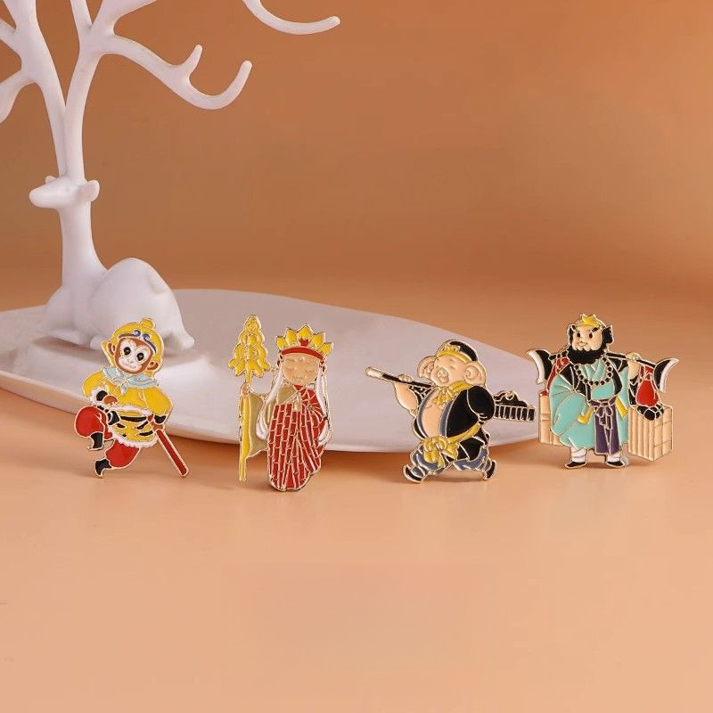 October [Onepenny] Gold Jenny Brooch Stacking