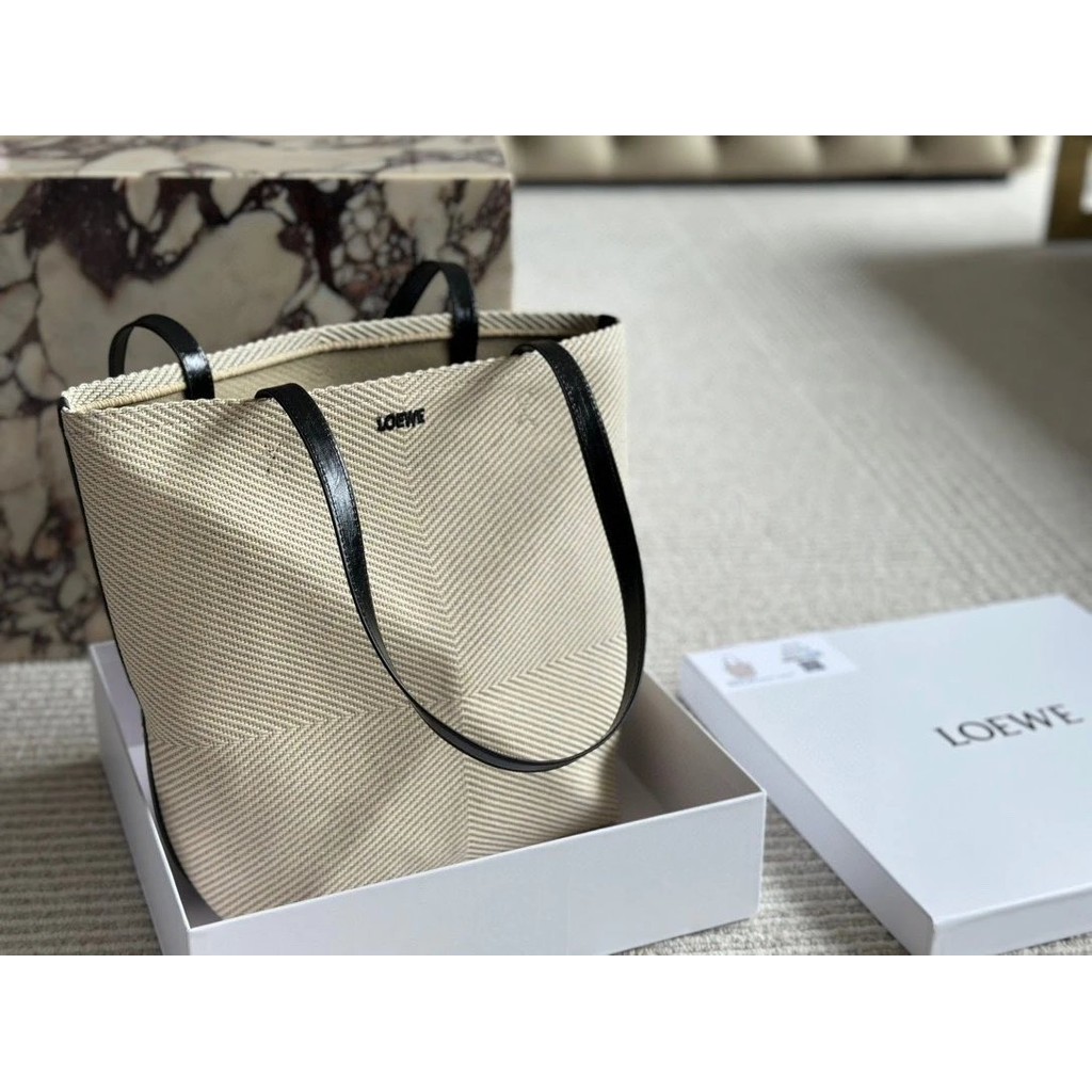 Loewe Loewe New Style Loewe Large-Capacity One-Shoulder Underarm ...