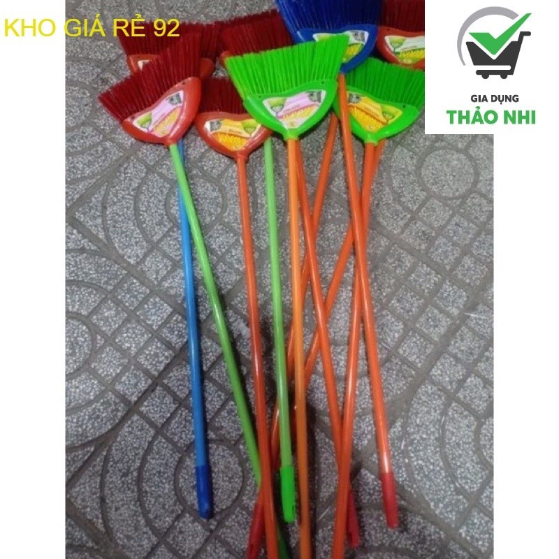 Plastic broom with wooden handle water sweeper box (Cheap warehouse 92 ...