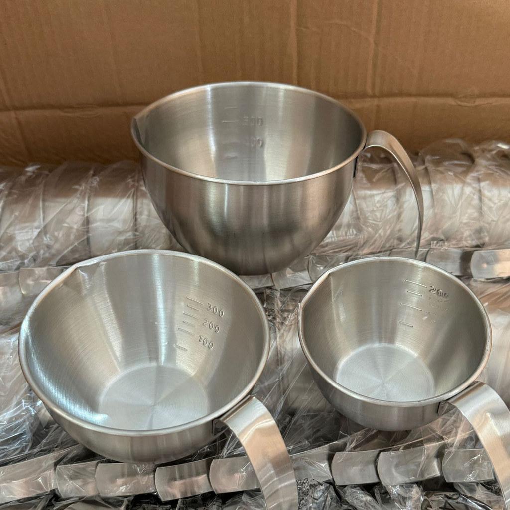 SFC High-End 304 Stainless Steel Cooking Bowl and with Handle and Scale ...