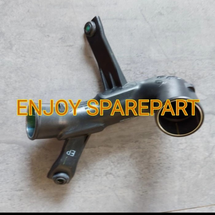Right Turbo Intercooler Connection Pipe Innova Reborn Fortuner VRZ Ori ...