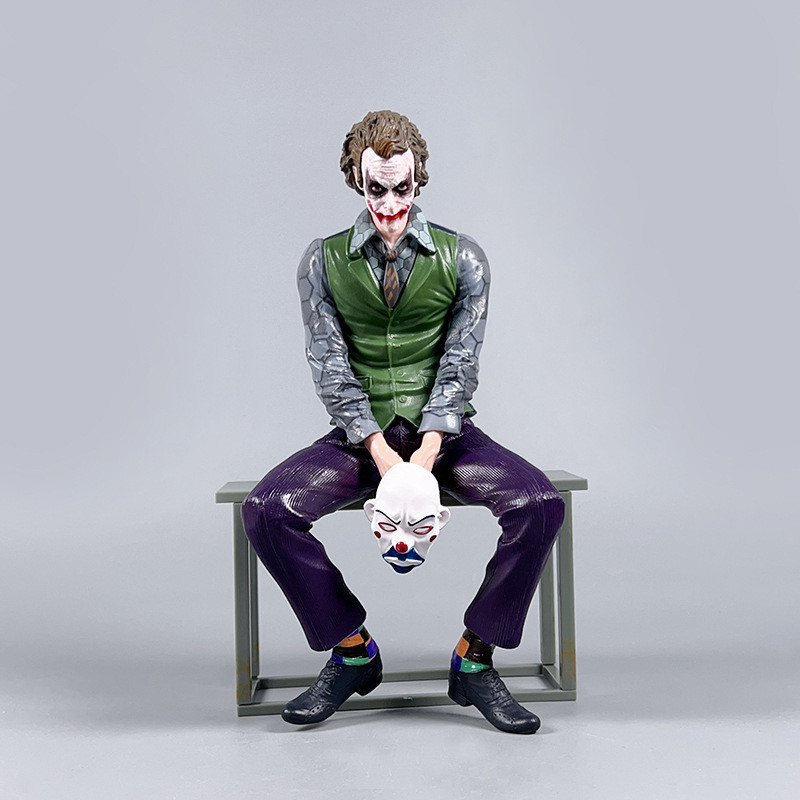 Beautiful Pair Marvel Villain Clown Model Clown Heath Ledger Ornaments ...