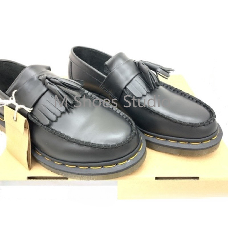 M Shoes Studio UnisexTasse ADRIAN Martin Boots Crusty Couple Models ...