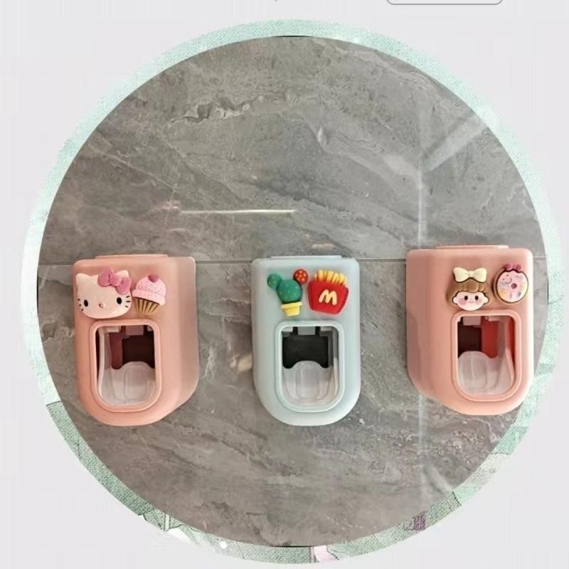 Cartoon Cute Wall-Mounted Automatic Single Toothpaste Maker Set Cute ...