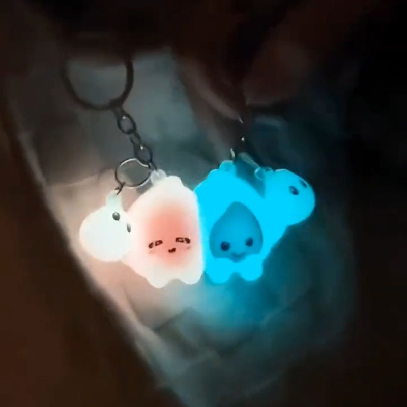 Creative Glowing Fire Shaped Keyrings Cute Glow Ghost Keychain Friend ...