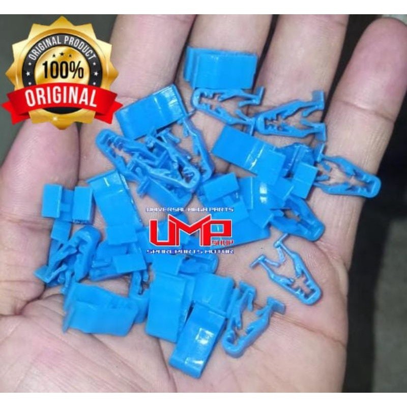 Blue plastic body Clip Snap Fit BeAT POP eSP, Vario 125 eSP, Vario 150 ...