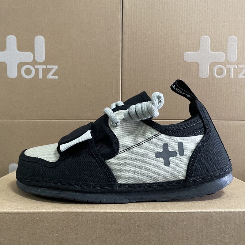 Otz Cute and Ugly Sports Shoes for Men Magic Tape Flat Canvas Shoes ...