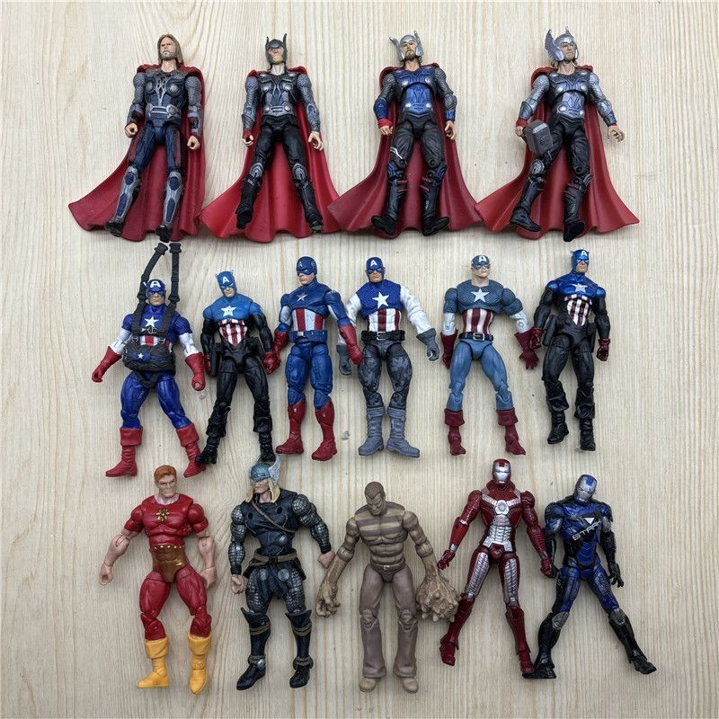 Bulk Cargo Marvel 3.75Inch Hasbro Movable Garage Kit Doll Captain ...