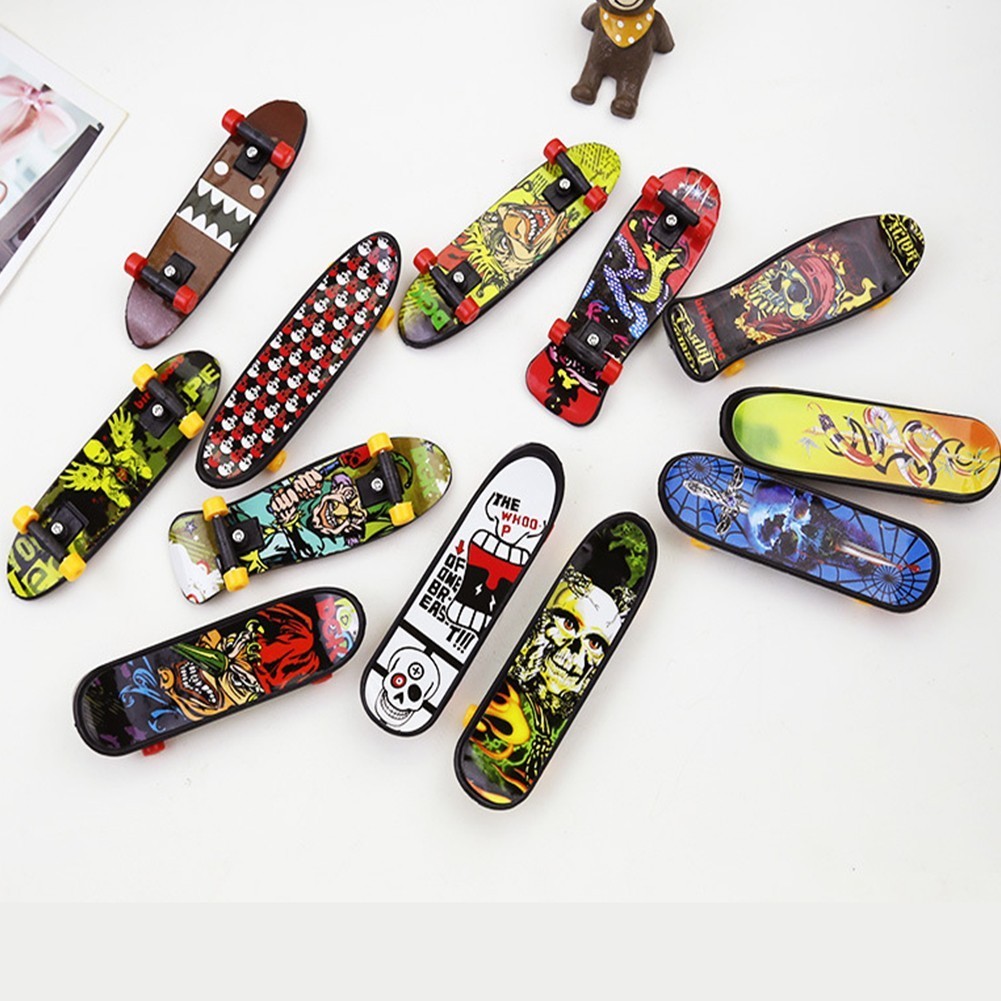 ULTRA| Finger Skateboard Professional Mini Fingerboards Toy Party for ...
