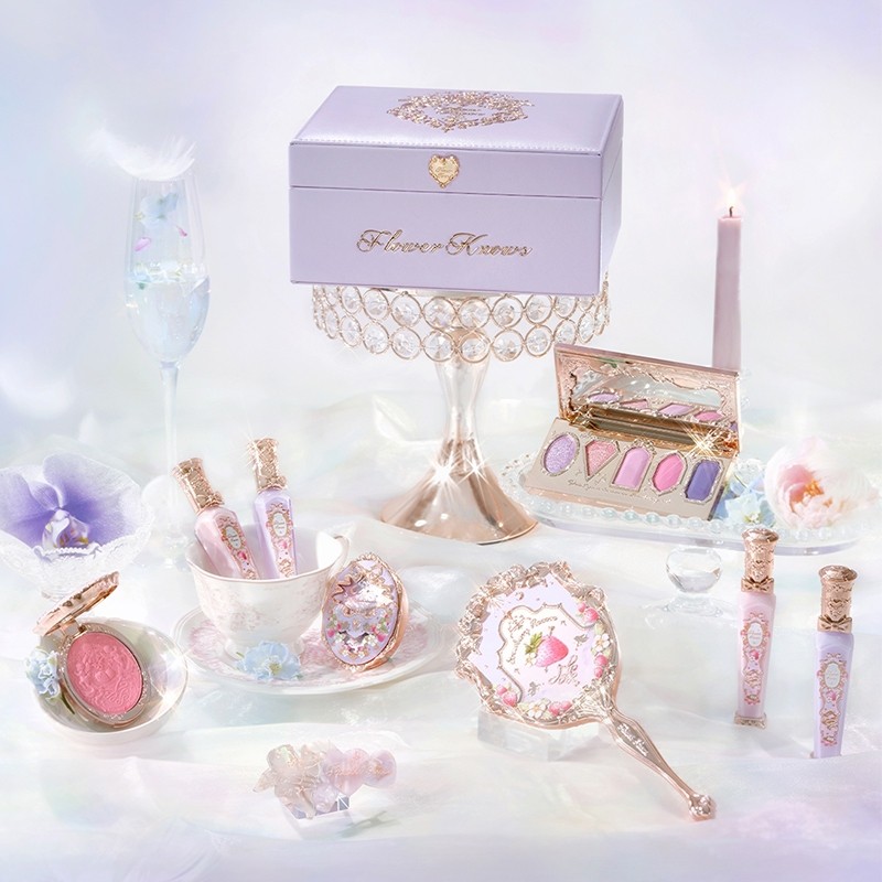 Flower Knows All-In Gift Set Violet Strawberry Rococo Purple Makeup Set ...
