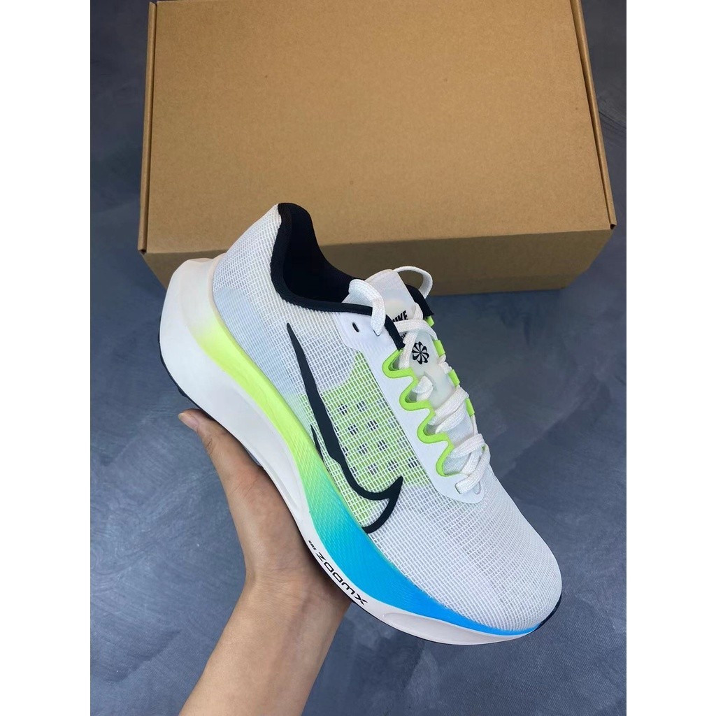NIKE Zoom Fly 5 Ultra Light Running Shoe REACT Foam with Carbon Fiber ...