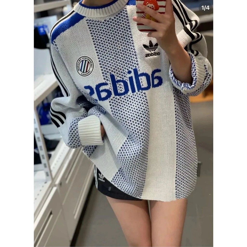 Retro style contrast fabric sweater letter logo jacquard design sweater ...