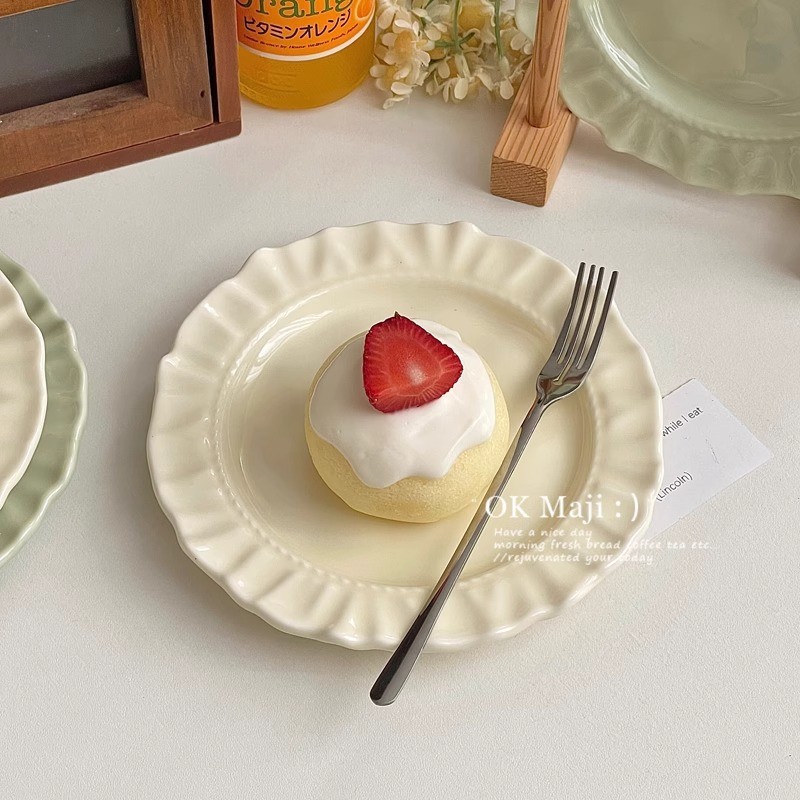20cm Dessert Ceramic Plate Cute Exquisite Fruit Cake Plate | Shopee ...