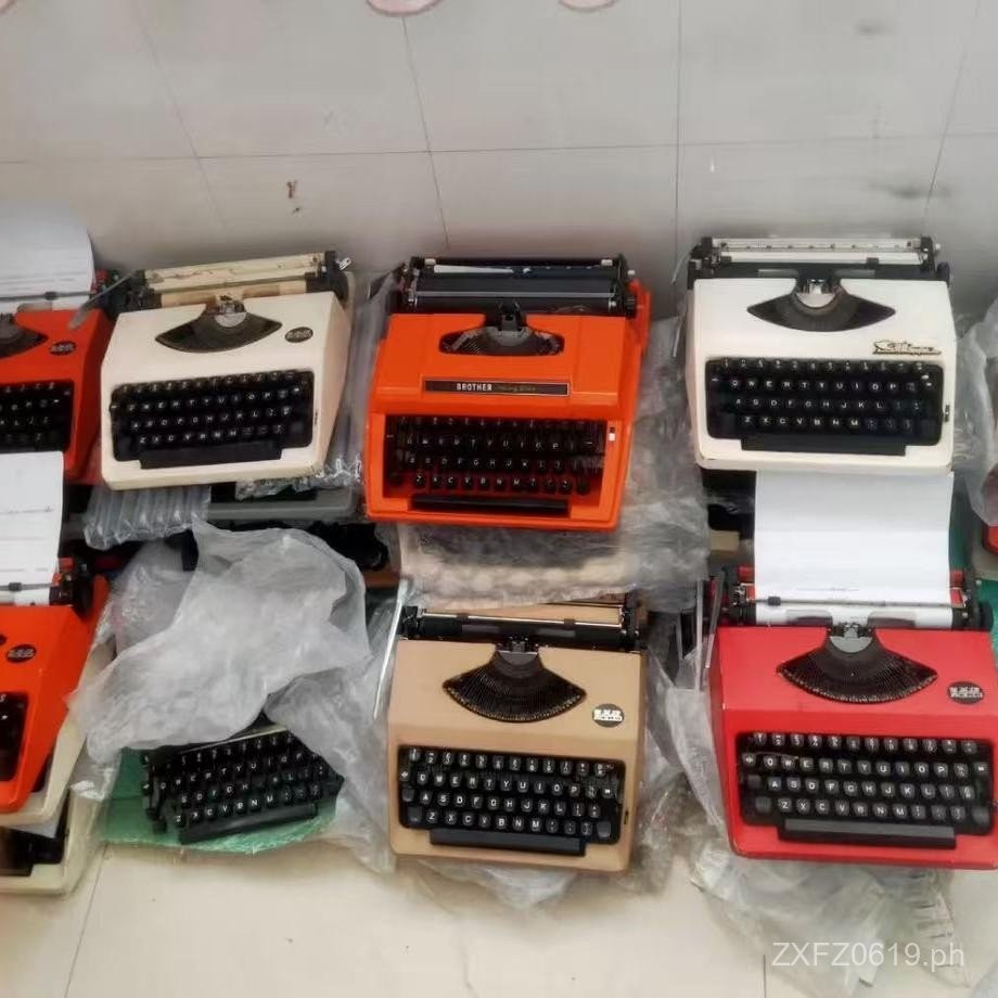 Vintage Retro Collection Typewriter Old Items Typewriter Props Old ...