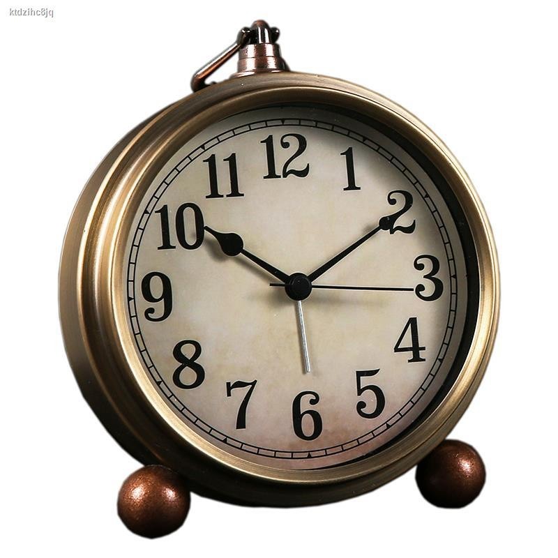 COD/Alarm clock retro nostalgic mechanical clockwork old-fashioned ...
