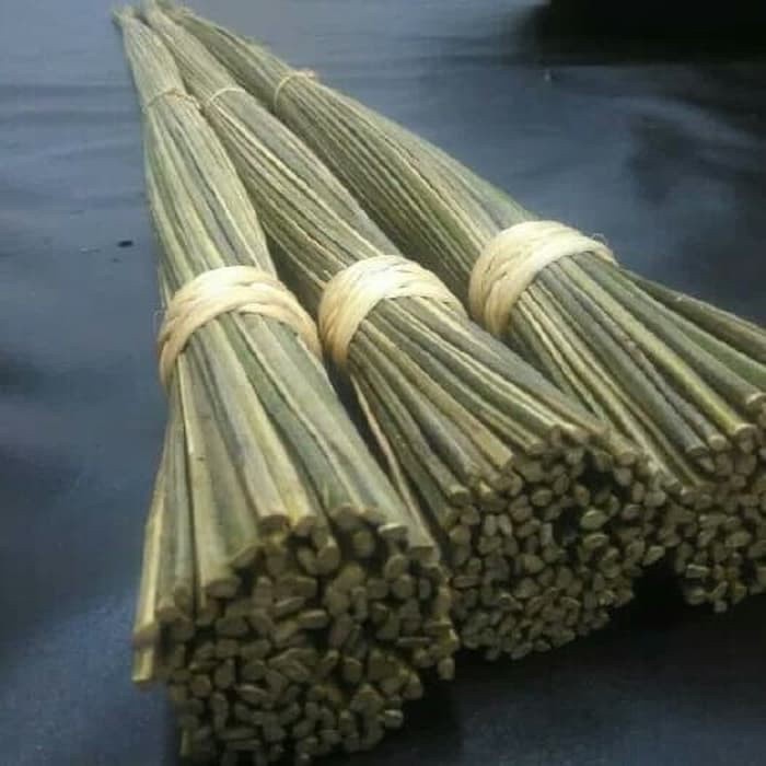 Original palm stick broom cut and without cutting the end | Shopee ...