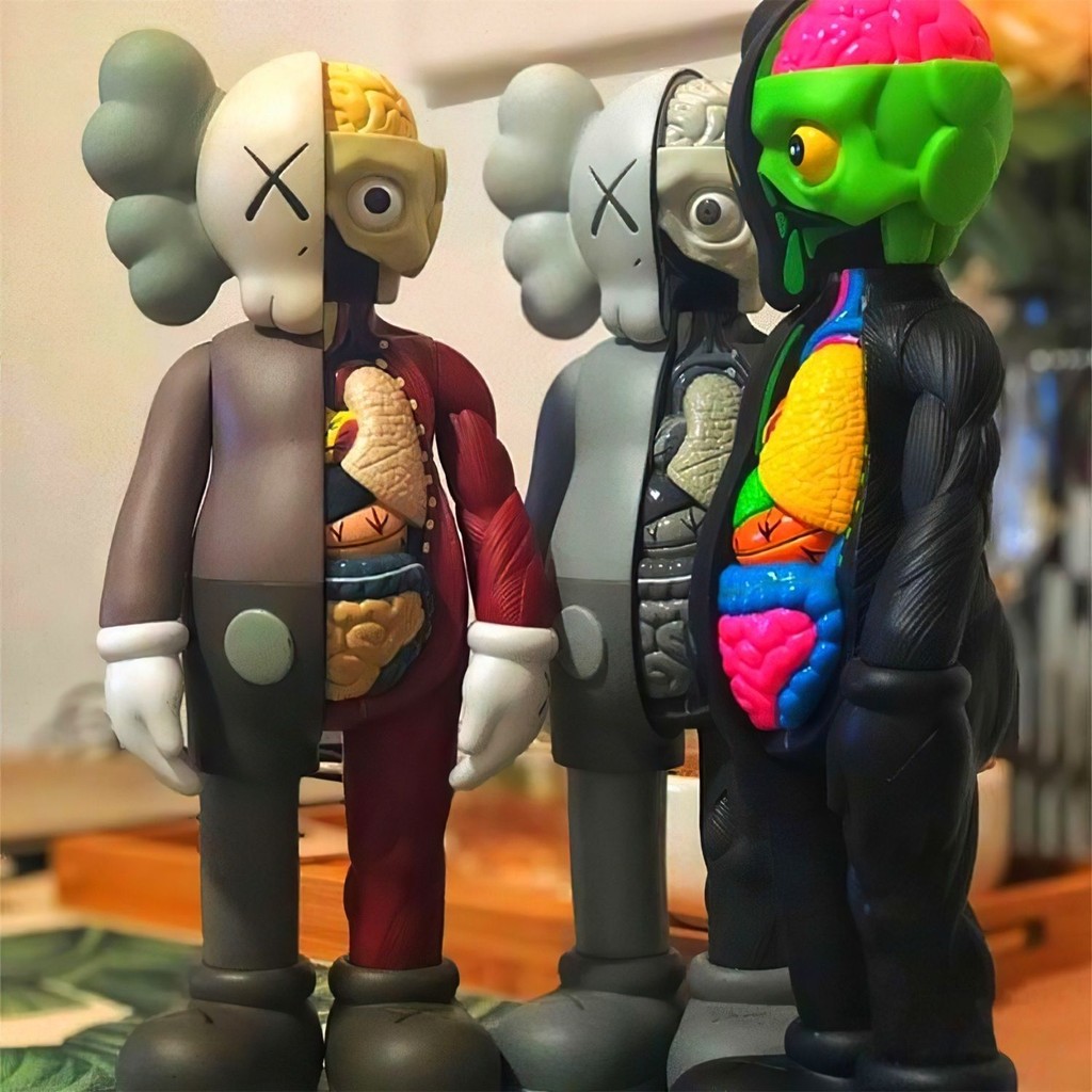 [Ready Stock] Trendy kaws Violent Bear Solution Planing Figure 19CM ...