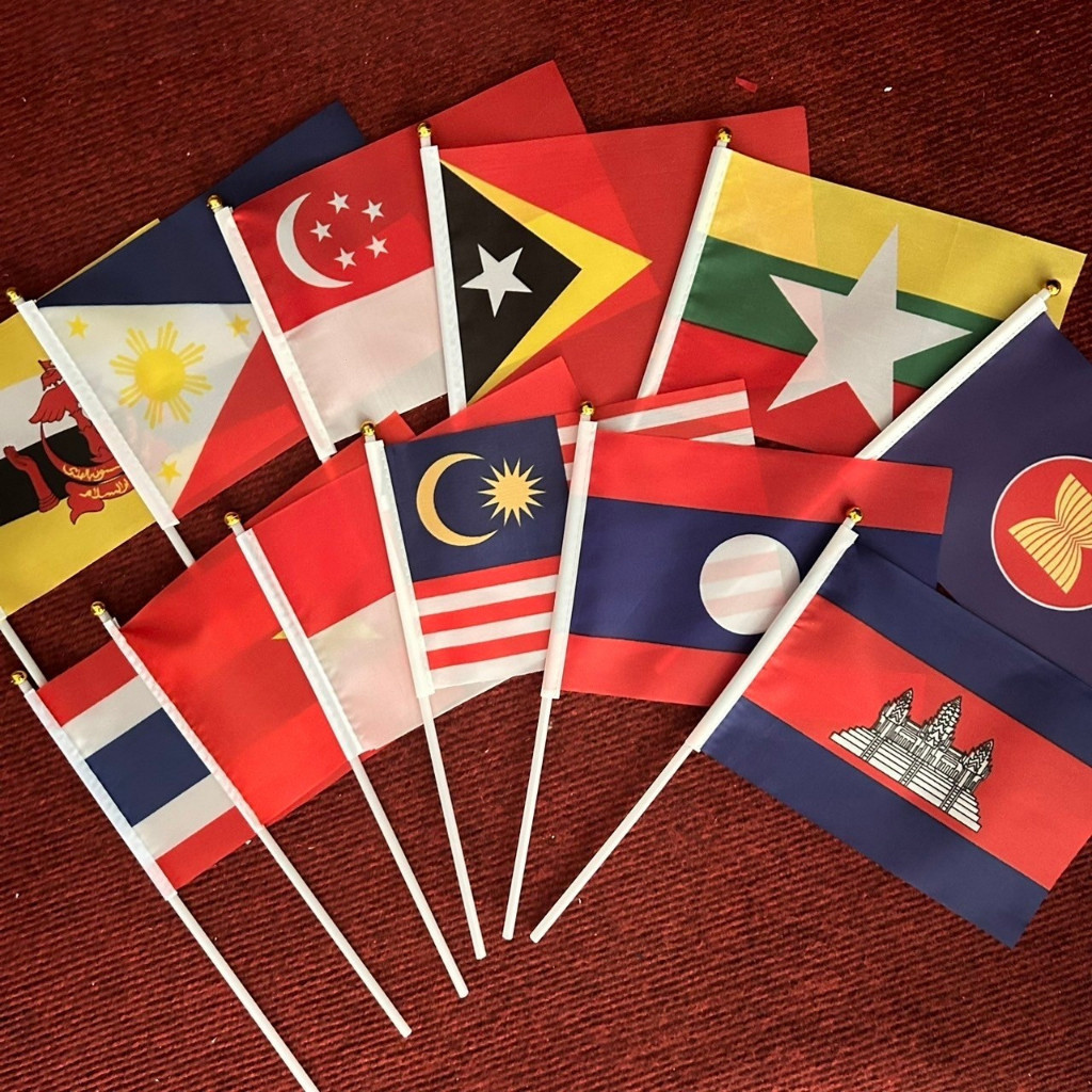 12pcs/set Flag of ASEAN/Singapore/Malaysia/Thailand/Philippines/Vietnam ...