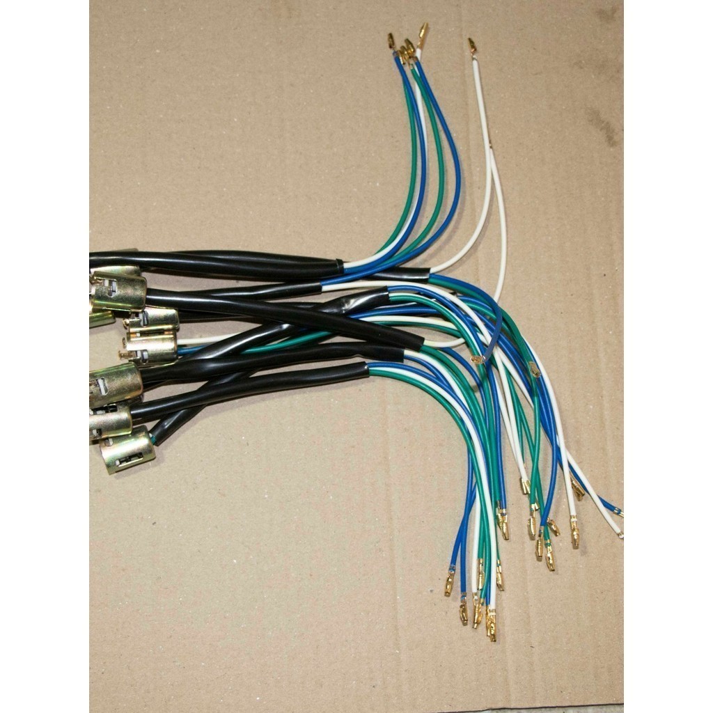 Bulb Socket Double Contact for Tail Light / Stop Light 3 Wire Universal ...