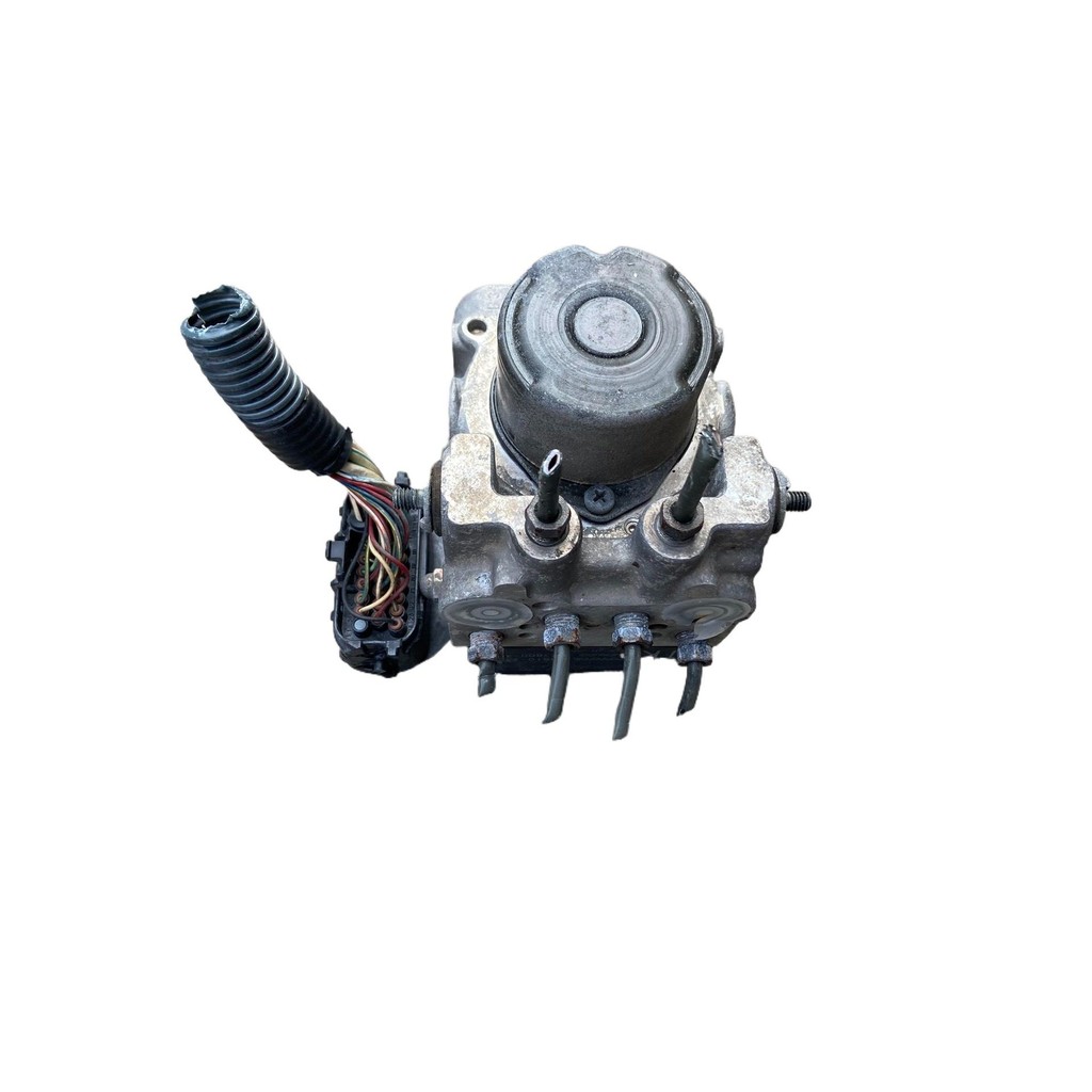 Toyota Camry ABS pump brake master cylinder ABS anti-lock pump computer ...