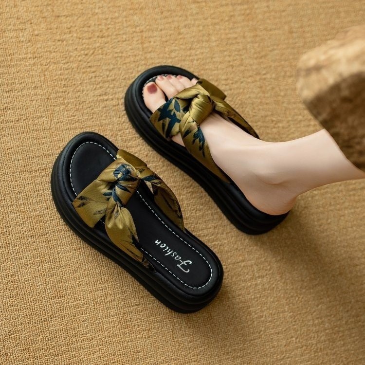 Rubber Platform Mid-Heel Slippers(3-5cm) | Shopee Philippines