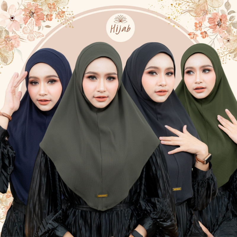 Ready-Made Cover Thick Slit Fabric This Model Has Chin Worn And Looks ...