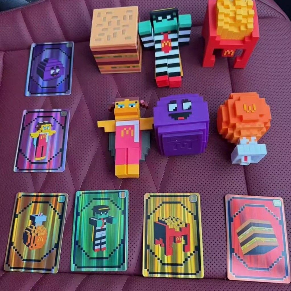 Minecraft Happy Meal Building Blocks toy Fast Food Movie Themed Toys ...