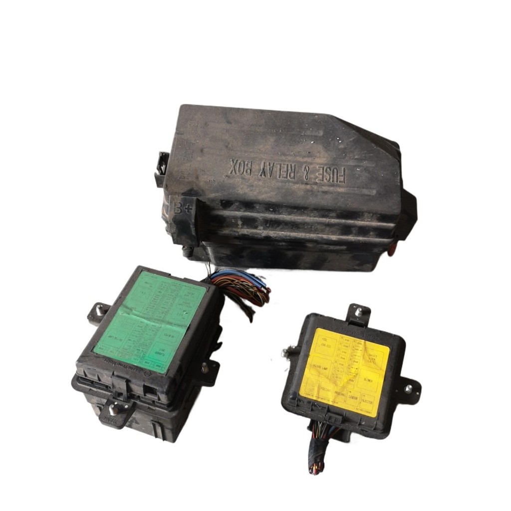 Ssangyong Aiteng indoor and outdoor fuse box relay base assembly engine ...