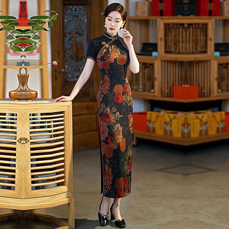 High end cheongsam long modified version retro style old Shanghai ...