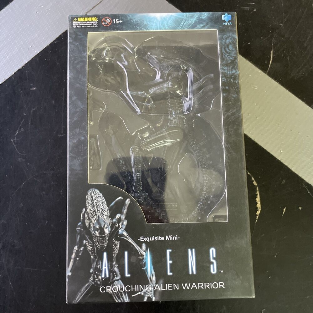 HIYA Crouching Alien Warrior Aliens 1/18th PX exclusive Blue Warrior ...