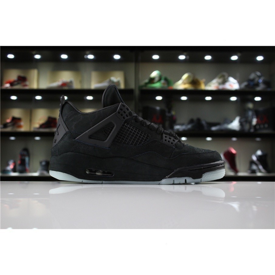 SG5N AJ4 KAWS x Jordan 4 Retro Black / Black-Clear Glow True carbon ...