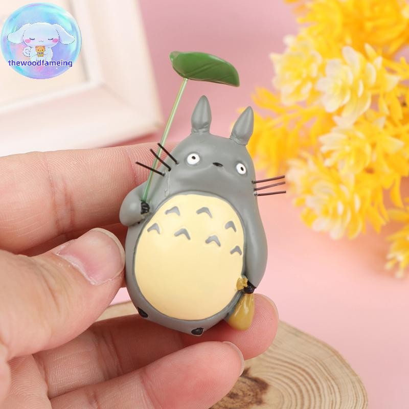 thewoodfameing 1Pc Totoro Figures Model Totoro Girl with Leaf Model ...